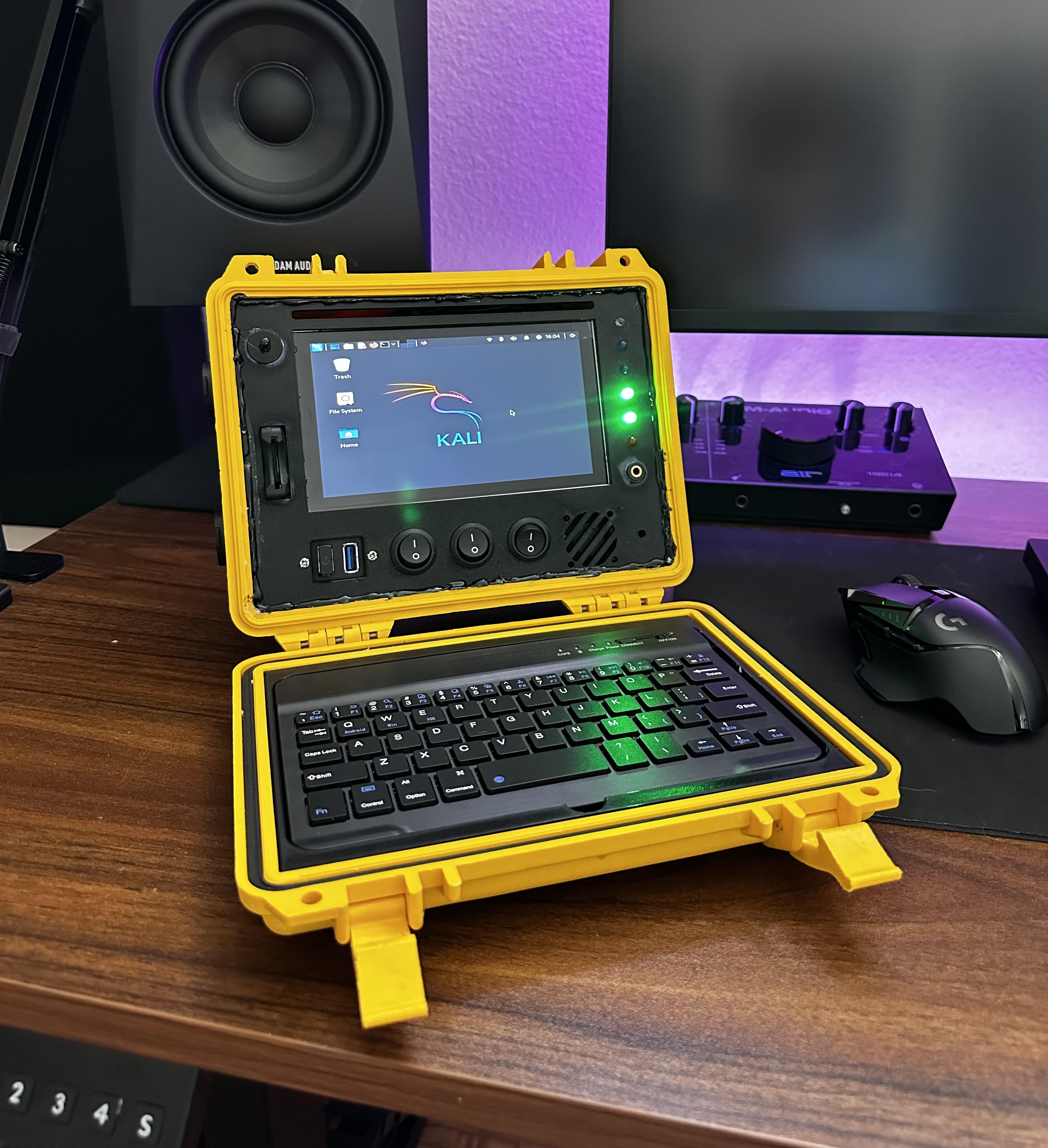 GitHub - Jake-Simek/Pelican-Deck: This is my first ever Cyberdeck build. My goal was a sleek ...