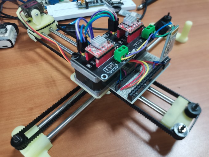 GitHub - Lxiangrui/Xbot: 复刻稚晖君的开源写字机器人项目