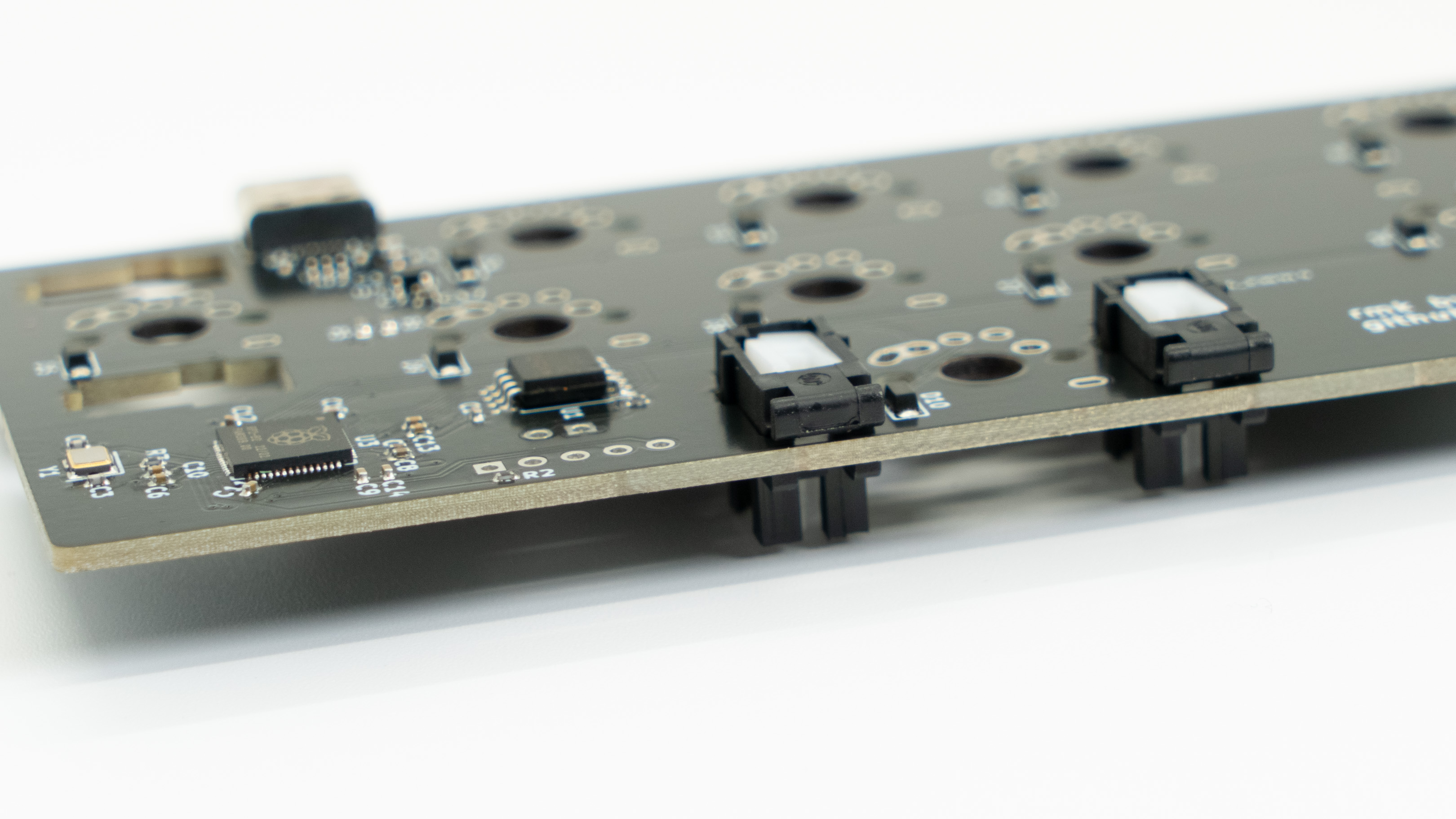 GitHub - dcpedit/rmk: Low profile macro pad